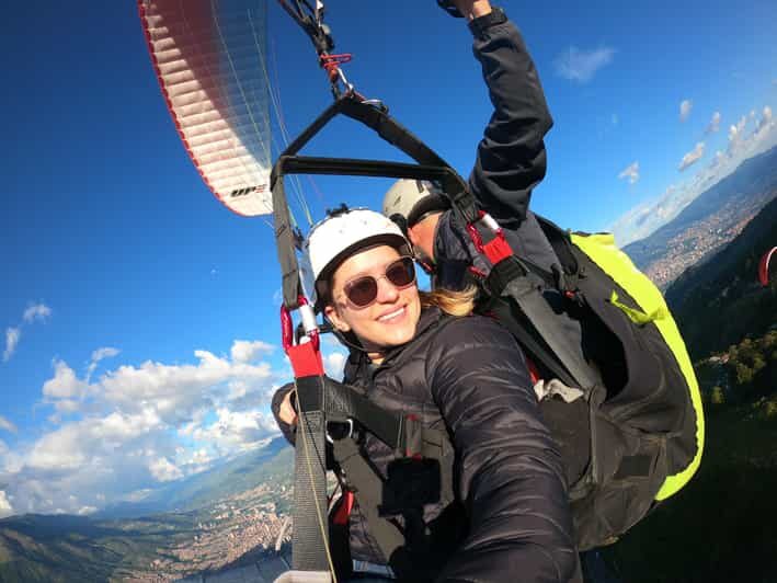 Bello: Paragliding in Medellín - What We Love About This Tour