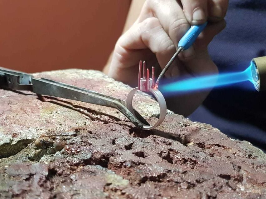 Bogota: Colombian Emerald Ring Workshop - Authenticity and Learning