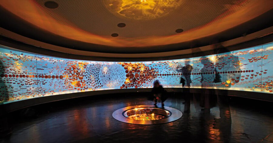 Bogotá: Private Guided Tour with Monserrate & La Candelaria - La Candelaria: A Walk Through Bogotá’s Heart