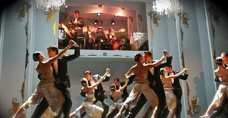 Buenos Aires: Cafe Los Angelitos Tango Show, Optional Dinner - Food and Wine: A True Argentine Experience
