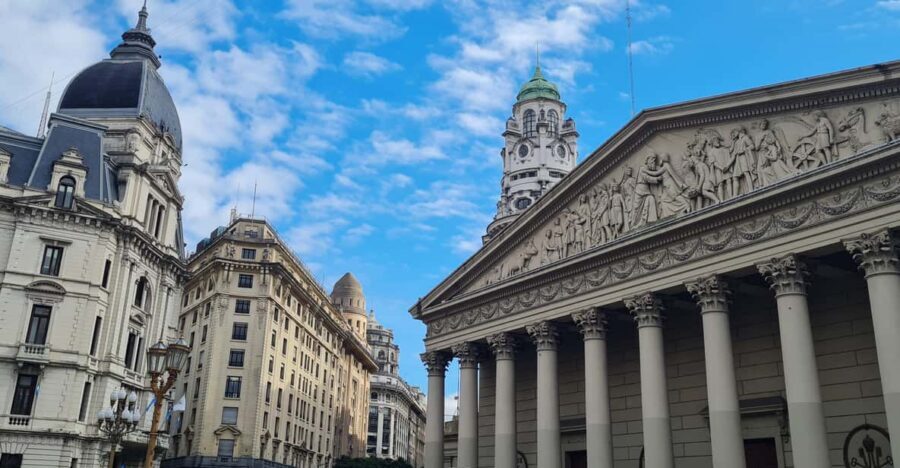 Buenos Aires: Historic Buenos Aires Landmarks & Icons Tour - Exploring Buenos Aires’ Iconic Landmarks