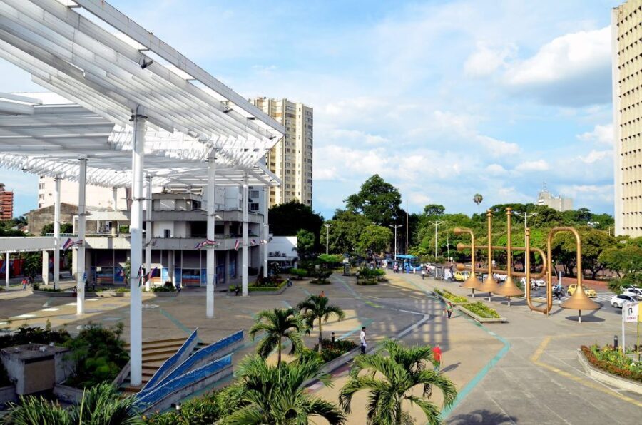 Cali: Two hours walking Cali City discovery tour - Authentic experiences and cultural insights