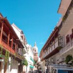 Cartagena: BILINGUAL CITY TOUR San Felipe Castle & Old city - Detailed Breakdown of the Itinerary