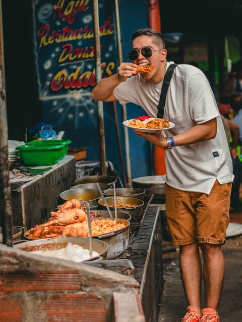 Cartagena: breakfast / lunch SEA FOOD cooked by native WOMEN - Who Will Appreciate This Tour?
