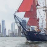 Cartagena, CO: Sunset Skyline Pirate Boat Tour with Drinks - What Makes this Tour Stand Out