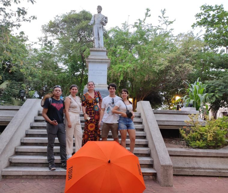 Cartagena: Gabriel García Márquez Private Walking Tour - Landmark Stops and Their Significance