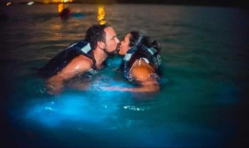 Cartagena: LUMINOUS PLANKTON, Playa Blanca Barù and Lunch - Transportation and Group Dynamics