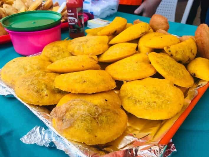 Cartagena: Street Food Tour with German or Italian Guide - The Itinerary: A Bite-Sized Cultural Tour