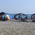Cartagena: SUN TENT and CHAIRS on the Castillogrande beach - Key Points