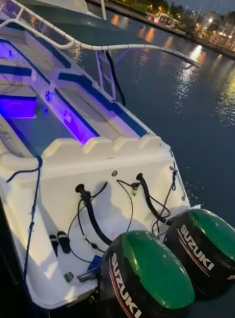 Cartagena: Sunsetplan on Yacht with Open Bar and DJ on board - Who Will Love This Tour?