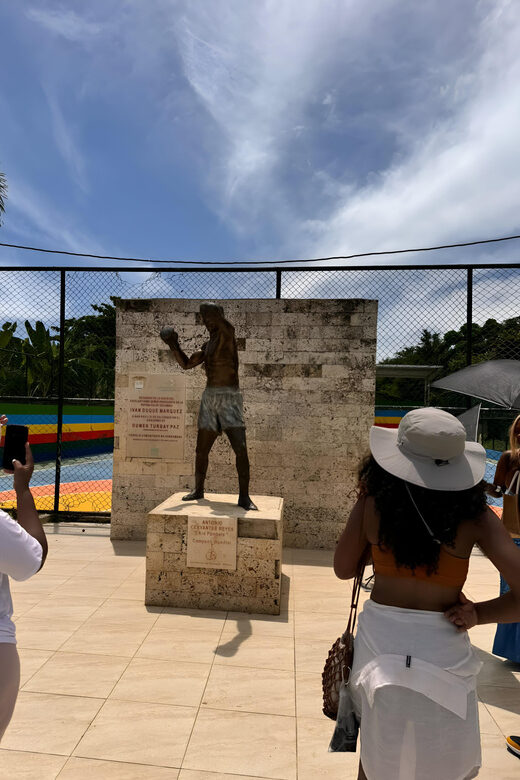 Cartagena: Tour with tour guide to San Basilio de Palenque - Journey into Palenque: The Village