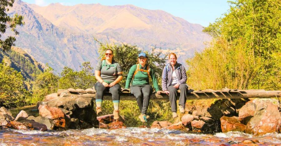 Cusco: 4-day Lares Trek Machu Picchu, Panoramic Train - The Lares Trek Experience: An Overview