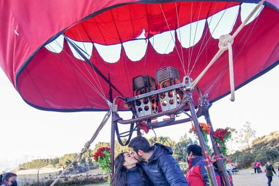 Cusco: Hot Air Balloon Ride with Breakfast and Champagne - What’s Included and What to Consider