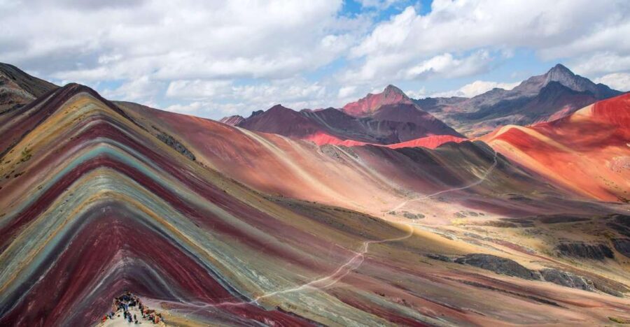 Cusco: Rainbow Mountain Horseback Riding Tour + lunch - The Experience: Authentic and Well-Organized