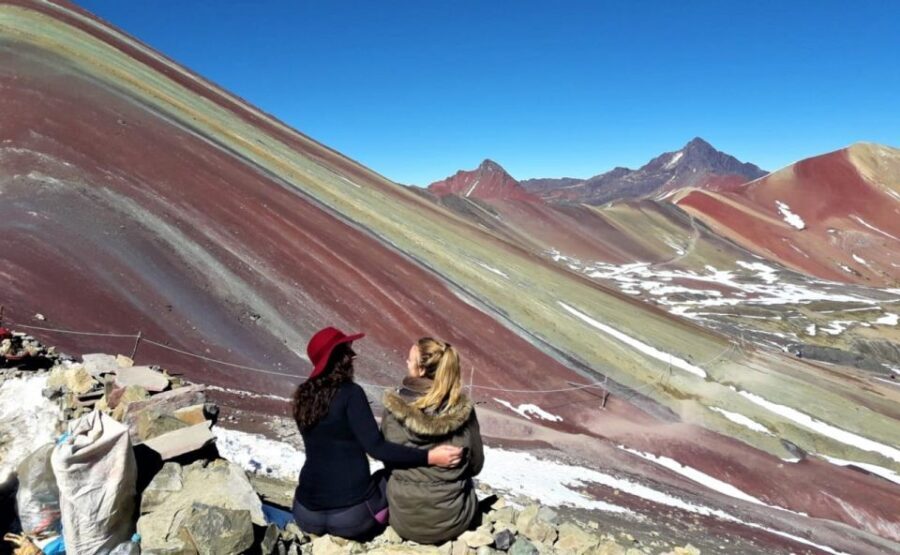 Cusco: Rainbow Mountain & Red Valley Tour with Picnic meals - What Sets This Tour Apart?