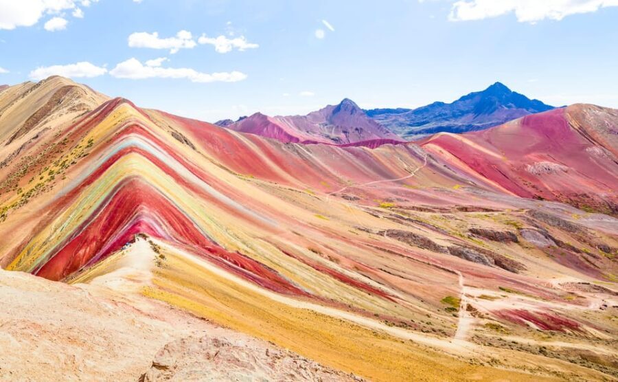 Cusco: Rainbow Mountain Tour with Meals & Red Valley Option - What Makes This Tour Stand Out?