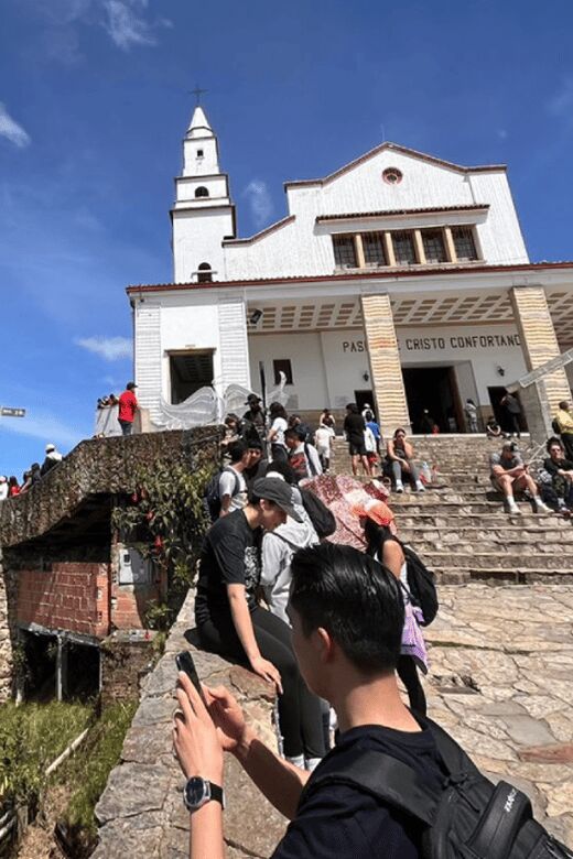 Discover Bogota-city tour and the Salt Cathedral in one day - Ascending to Monserrate: Panoramic Views