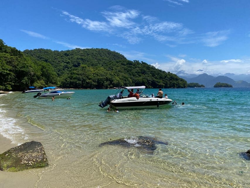 Experience Paradise Ilha Grande in a Speedboat Private - What the Tour Includes and Excludes
