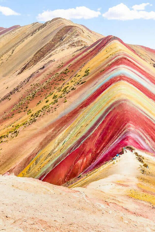 Explore Rainbow Mountain in a Day - The Full Itinerary