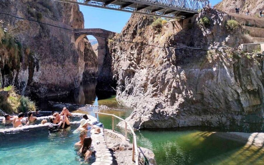 From Arequipa: Colca Canyon + Hotel tour of 2D/1N - Day Two: The Mighty Canyon and Its Birds of Prey