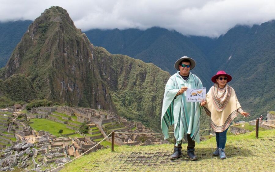 From Cusco: 1-day Machu Picchu Tour by Train - The Scenic Train Ride: Views and Comfort