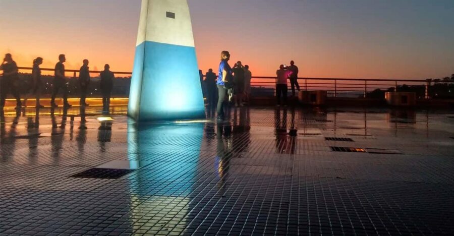 From Foz do Iguaçu: Puerto Iguazu Night Tour - What Travelers Can Expect: Insights from Reviews and Itinerary