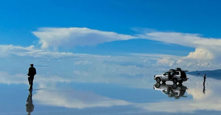 From La Paz to Atacama: Uyuni Salt Flats 4-Day Tour - Day 1 & 2: From La Paz to Uyuni and the Salt Flats