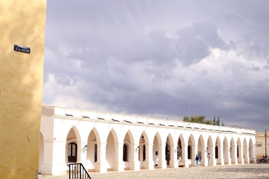 From Salta: Full-Day Scenic Tour to Cachi - Transportation and Group Size