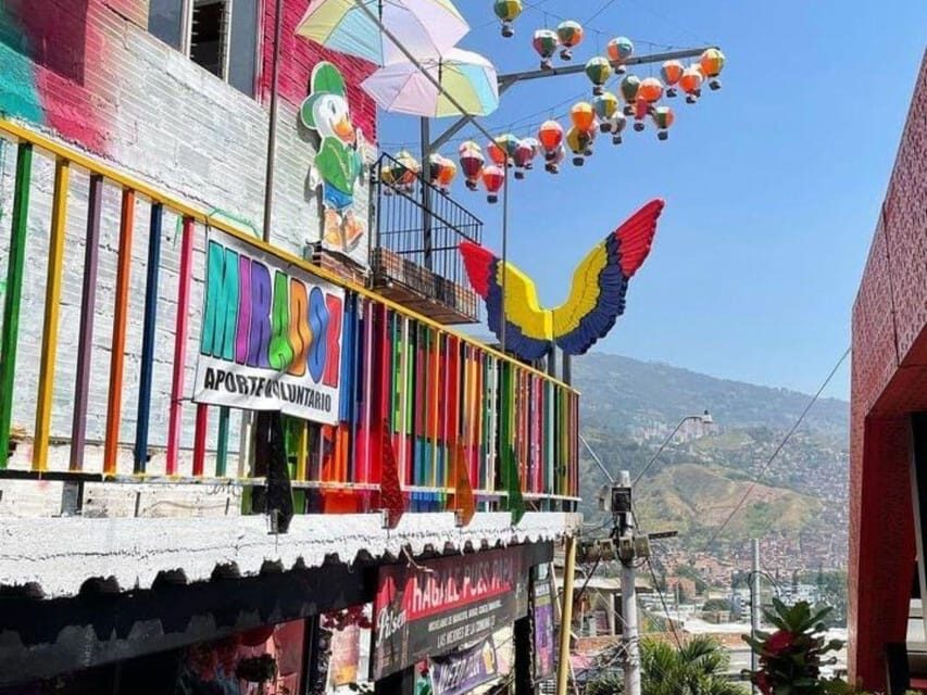 Graffiti Tour Medellin: History and art in Comuna 13 - Practical Details & Considerations