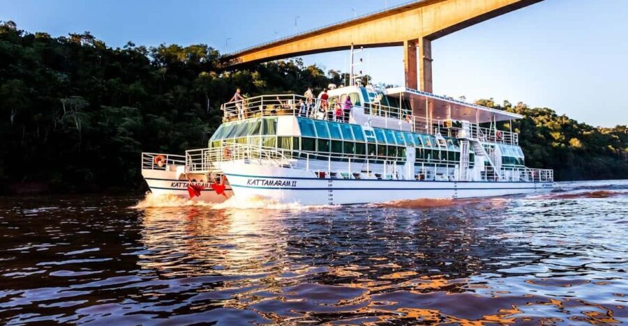 Kattamaram Sunset Paraná & Iguaçu River. - What Makes This Tour Stand Out?