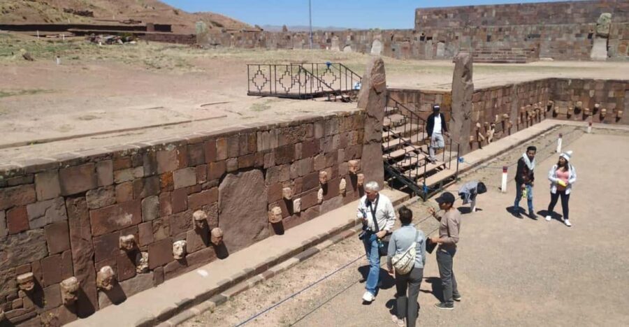 La Paz: Tiwanaku and Puma Punku Private Tour with Lunch - What to Expect: A Step-by-Step Breakdown