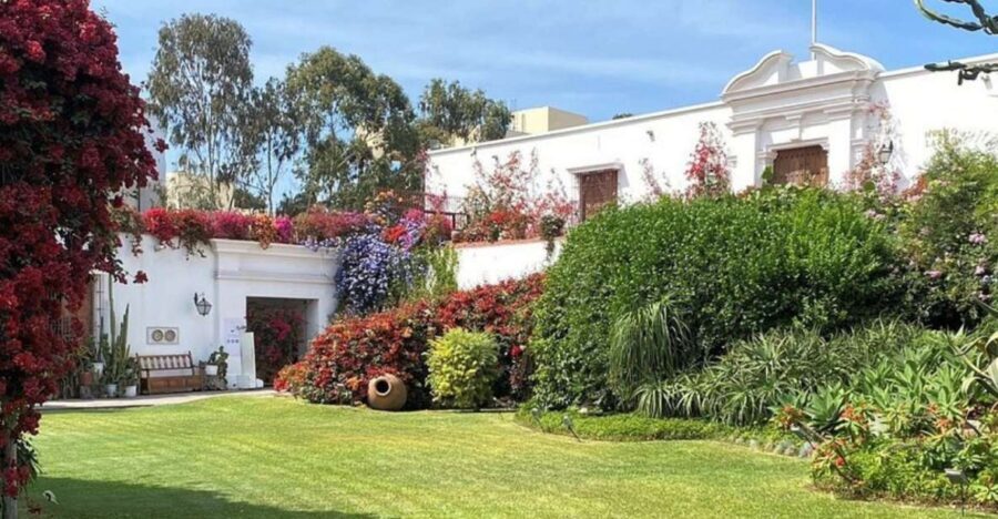 Lima city tour: Larco Museum and Huaca Pucllana - Transportation and Guide: Making It Seamless