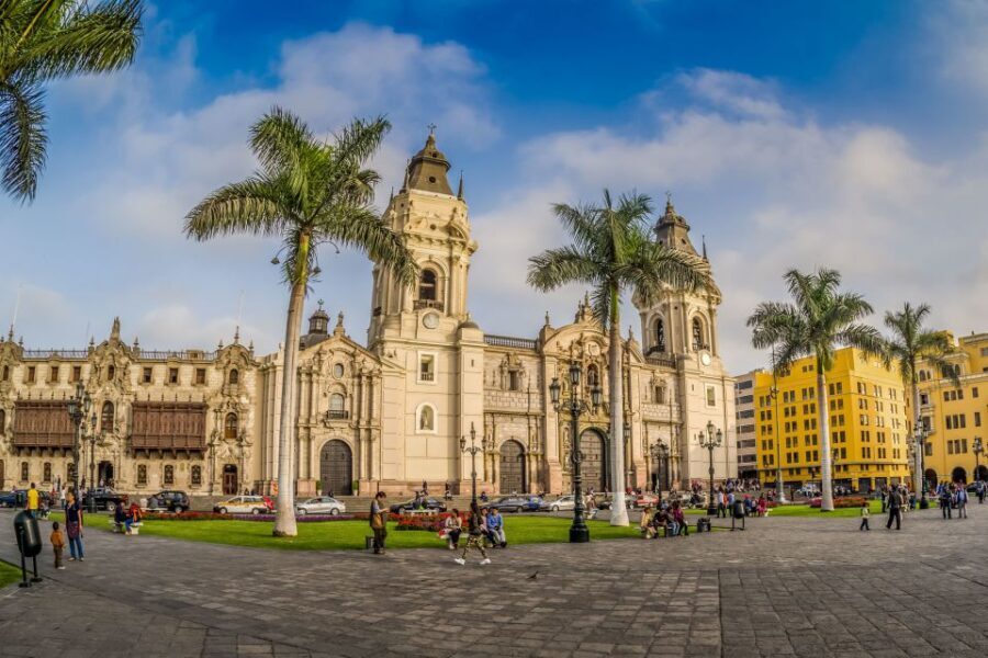 Lima Full-Day Main Attractions Tour - Transportation, Timing, and Group Size