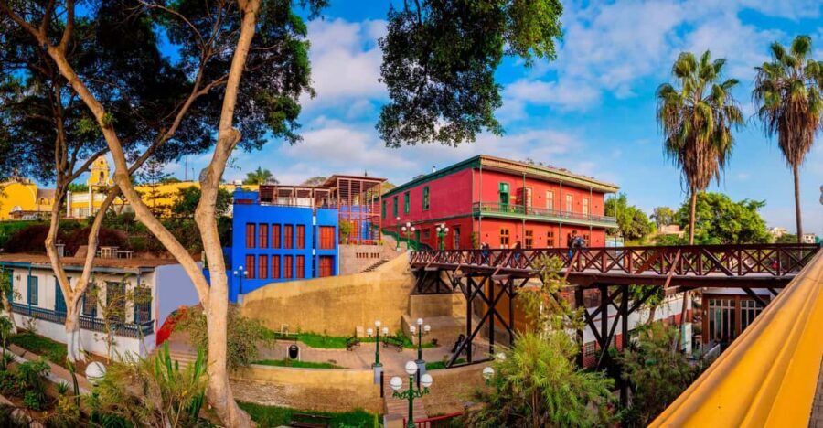 Lima: Guided tour of Chorrillos and Barranco - In-Depth Look at the Tour