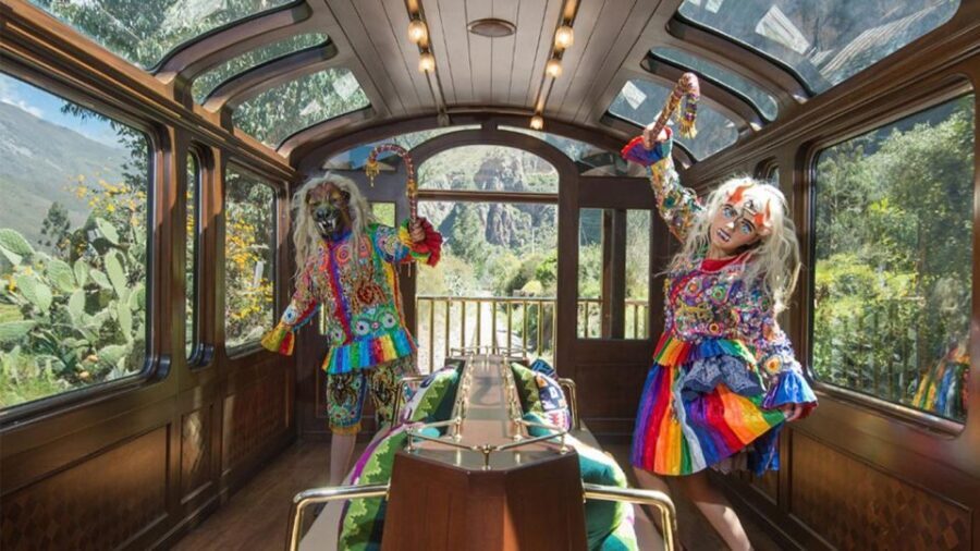 Machu Picchu: 1-day tour by Vistadome Panoramic train - The Journey Begins: From Cusco to Machu Picchu