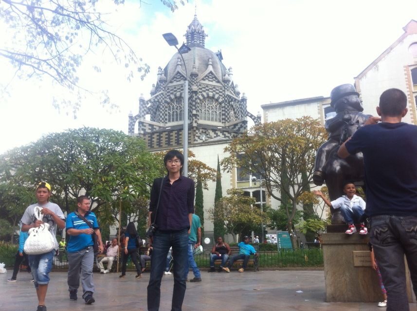 Medellín: 4-Hour Religious and Historical Tour - Value and Practicalities