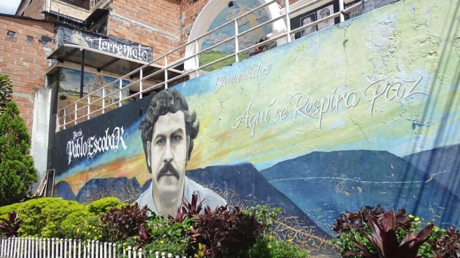 Medellin: In the footsteps of Pablo Escobar through the city - Who Will Love This Tour?