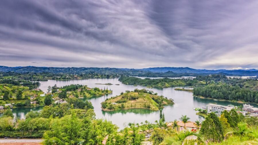 Medellín: Private Guatapé Tour w/ Breakfast, Lunch & Cruise - The Value of This Tour
