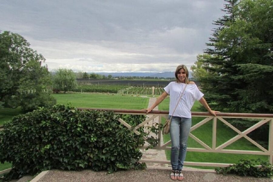 Mendoza: Full day tour visit and tasting - 3 wineries - The Value of the Experience