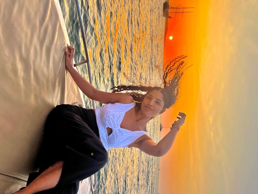 Nightlife: sunset boat party + tour of the old town - Why This Tour Works Well