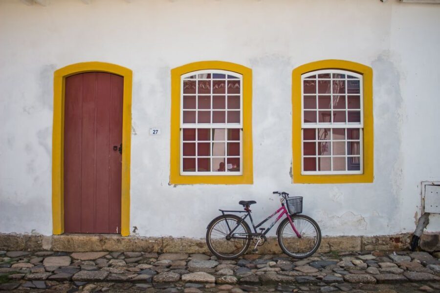 Paraty: Guided Old Town Walking Tour with Pickup - Key Points