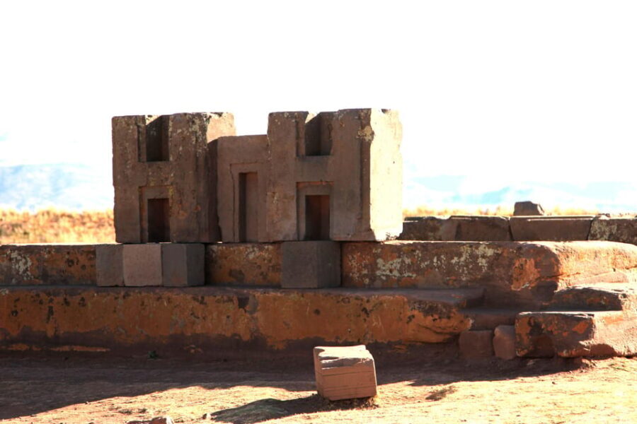 private tour of Tiwanaku and Puma Punku - A Deep Dive into the Experience