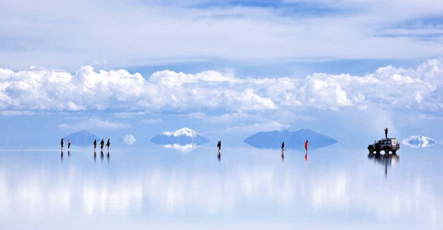 Puno || 3-day excursion to La Paz and the Uyuni salt flats - Practical insights and traveler tips