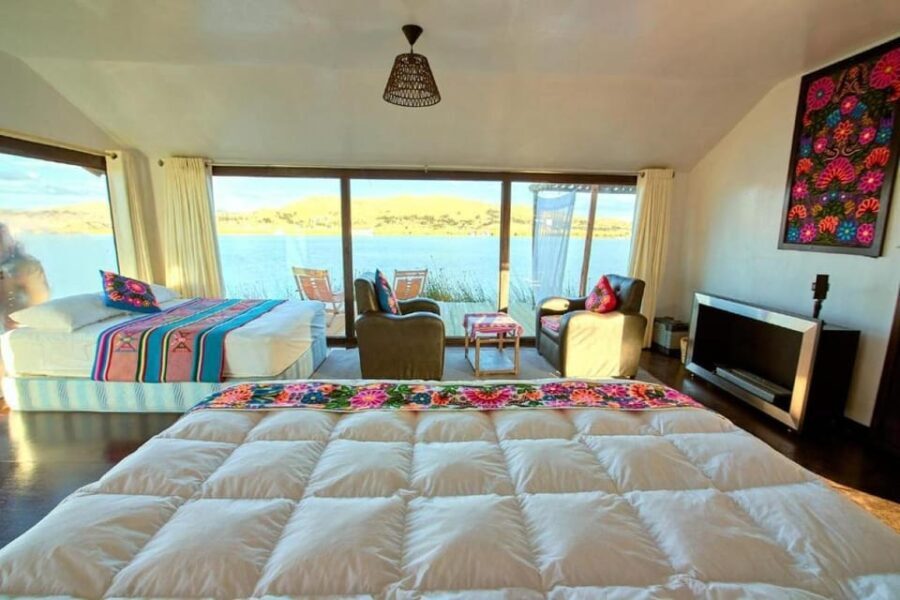 Puno: Uros Island + Floating Hotel 2 Days | Dinner | - Day 1: Exploring the Uros Islands and Staying on the Water