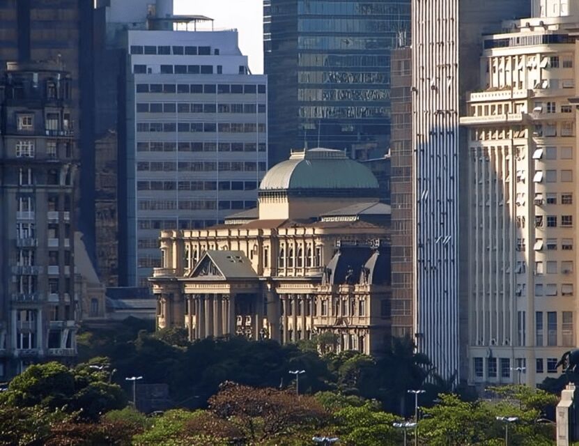 Rio de Janeiro : Highlights Walking Tour With A Guide - What to Expect from the Tour