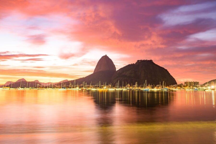 Rio: Guanabara Bay 2-Hour Boat Tour - The Authentic Experience and Its Drawbacks