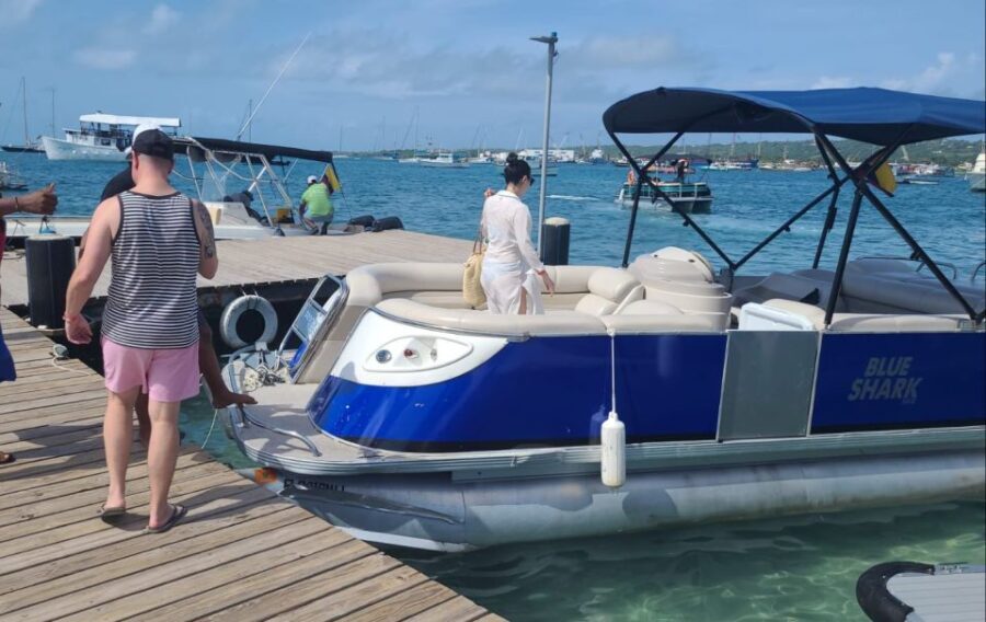 San Andres: Private Boat Trip with Tiki Bar & Rose Cay Stops - Who Should Consider This Tour?