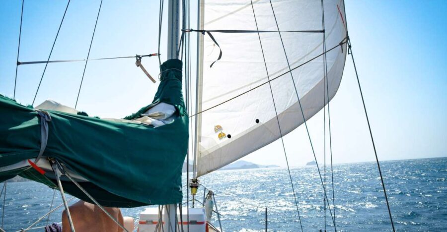 Santa Marta: Sunset Cruise Around the Bay - The Itinerary in Detail