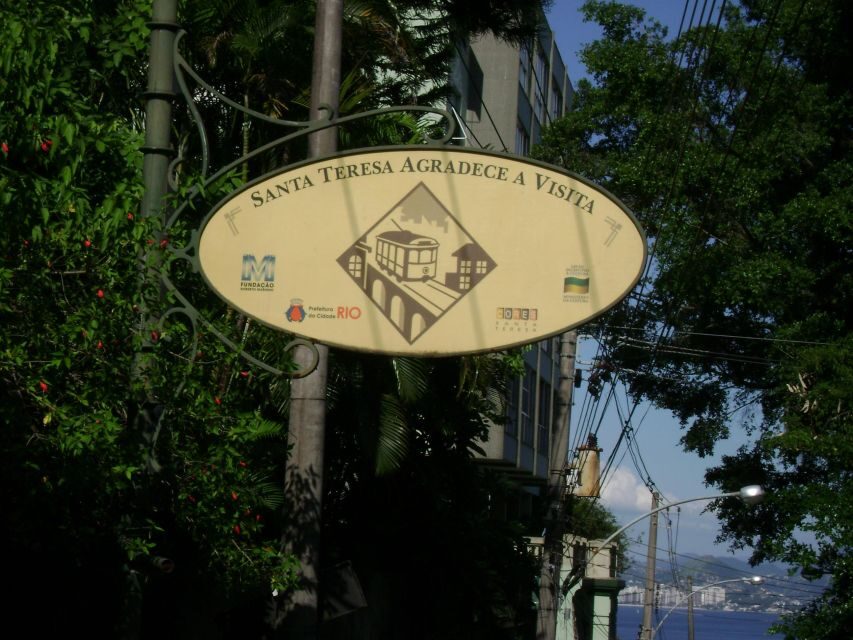 Santa Teresa - Bohemia and Art - What You Can Expect from the Tour