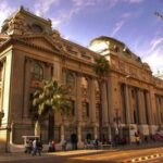Santiago : Highlights Walking Tour With A Guide - Key Points